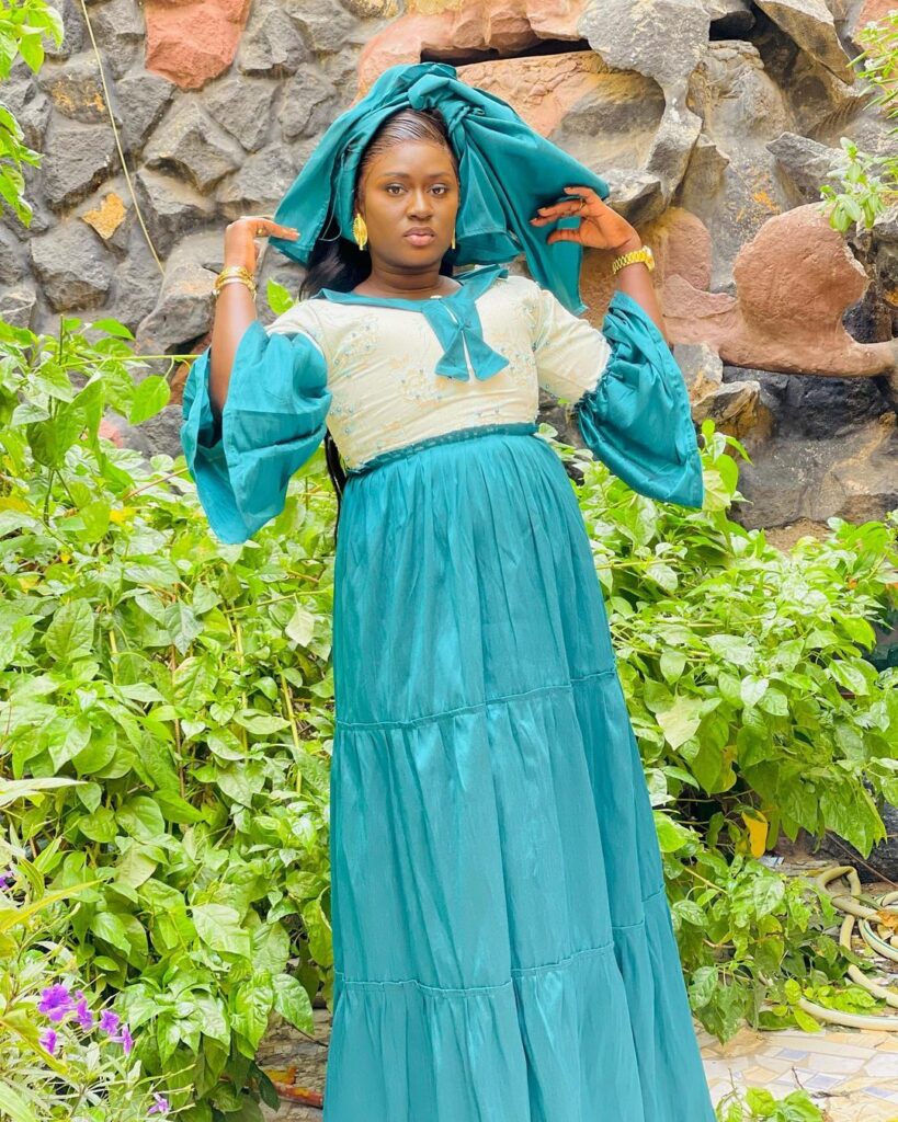 (03 photos) : L’actrice Ngoné de la série Famille Sénégalaise chaude ...