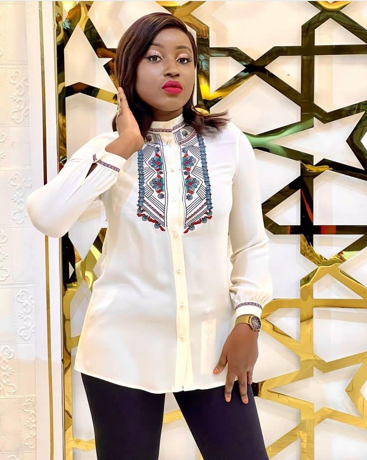 (Photos): Make-up, sagnsé, la journaliste Khadia Sy de la 2stv montre ...