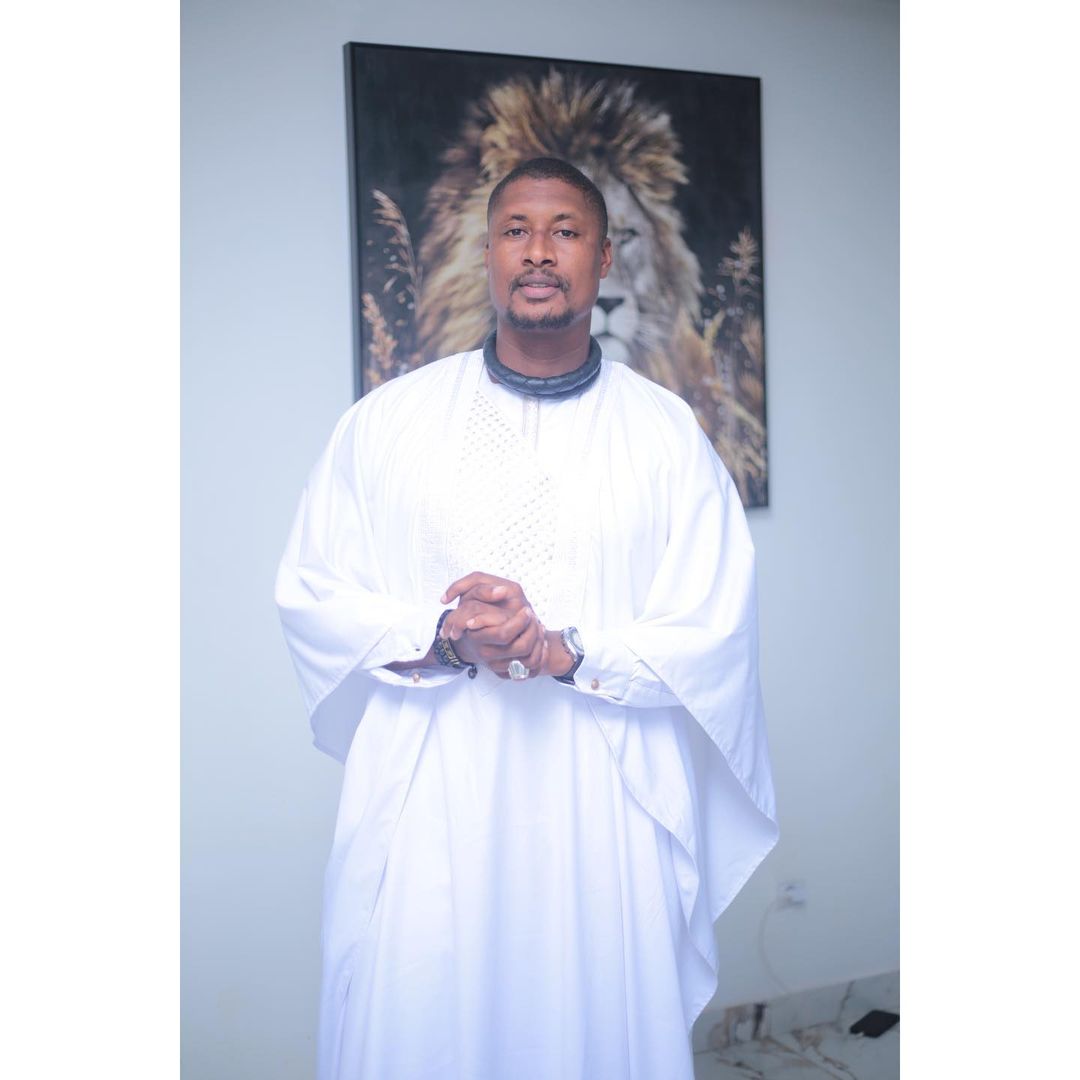 Bathie Massamba, le thiof des jeunes filles, s’affiche très élégant en ...