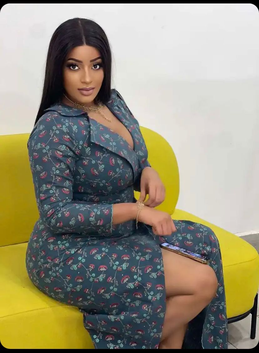 (Photos) – Betty Bouchra : La lumière du teint