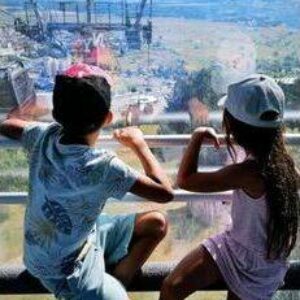 (3) Photos : Emanuel de MAPR, un père célibataire dévoué captivant l ...