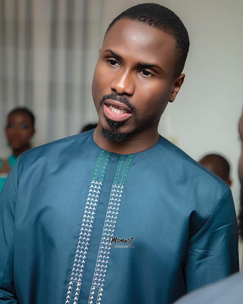 (Photos)- Dip Dundu Guiss, le port altier et stylé…